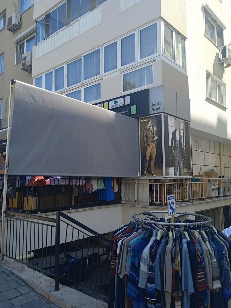 Giyim mağazası Bianco Ballo, İzmir, foto