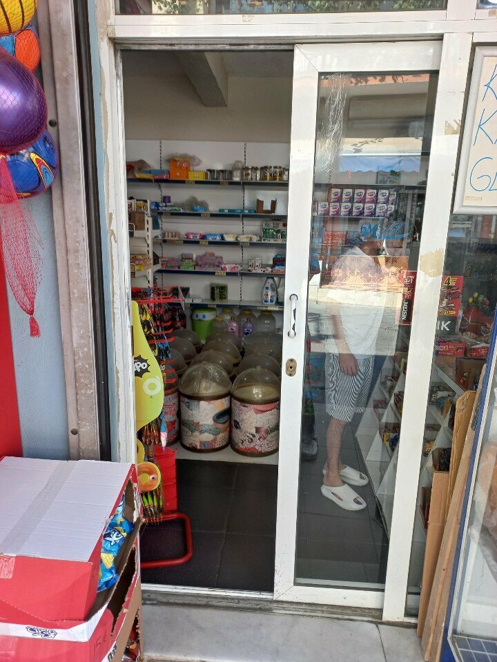 Market Akyol Market, İzmir, foto