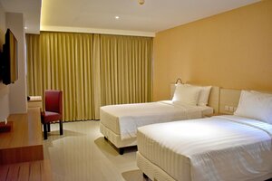 Grand Metro Hotel Tasikmalaya (West Java, Kota Tasikmalaya City, Tasikmalaya), otel  Tasikmalaya'dan
