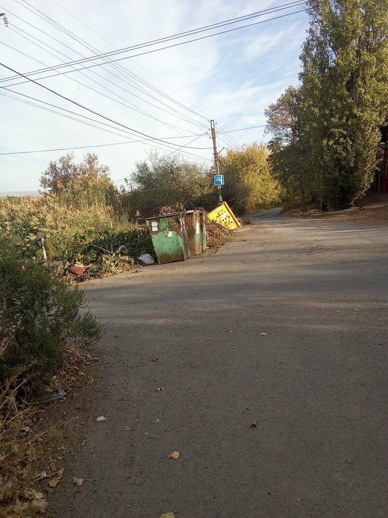 Çöp alanları Trash and garbage disposal area, Novoçerkassk, foto