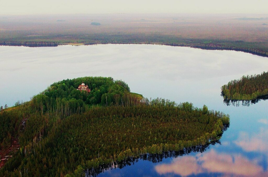 Manastır Rdeiskiy Monastery, Novgorodskaya oblastı, foto