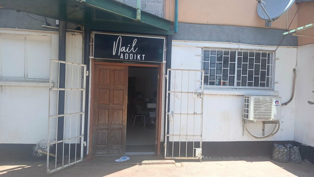 Kafe Nail Addikt, Lusaka, foto