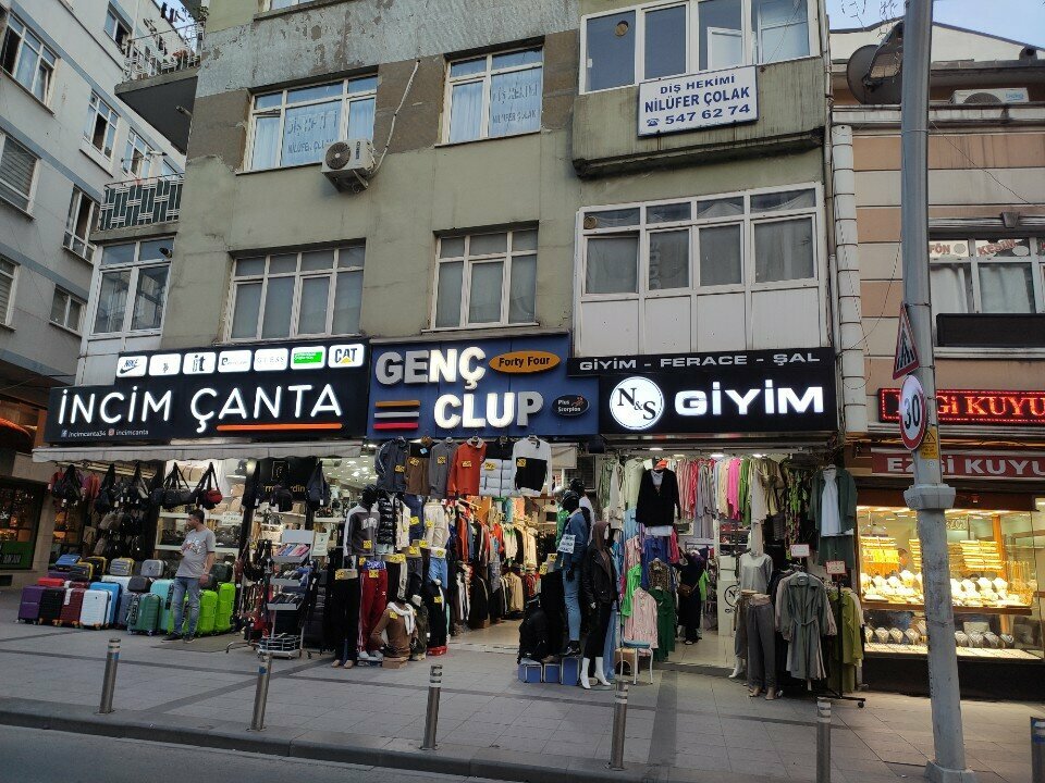 Giyim mağazası Genç Clup Giyim, İstanbul, foto