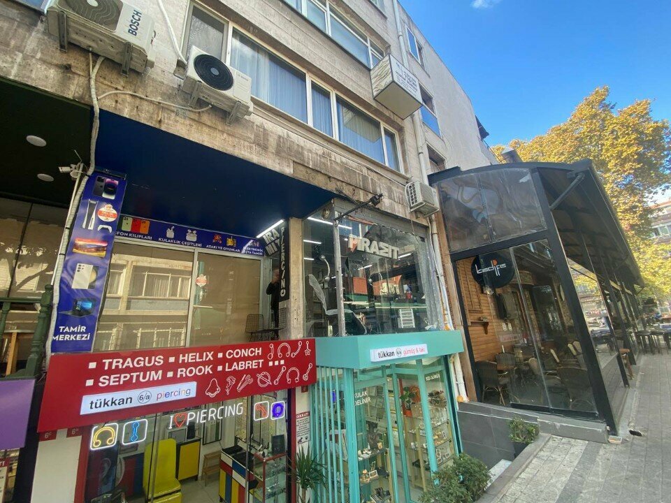 Dövmeciler Piramit Tattoo, İstanbul, foto