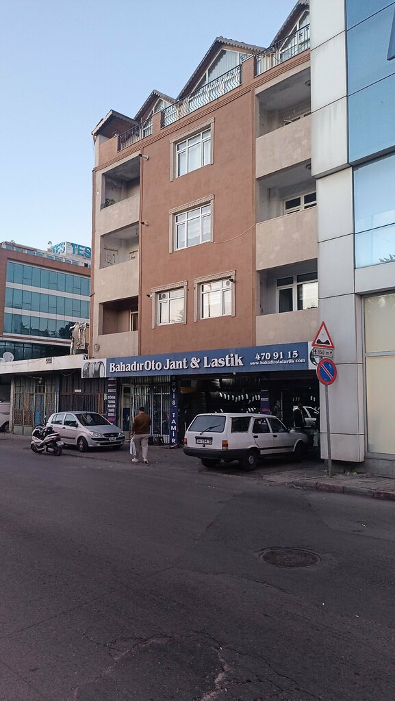 Oto lastik tamiri Bahadır Oto Lastik ve Kilit, İstanbul, foto