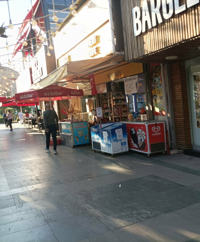Market Mert Büfe, Antalya, foto