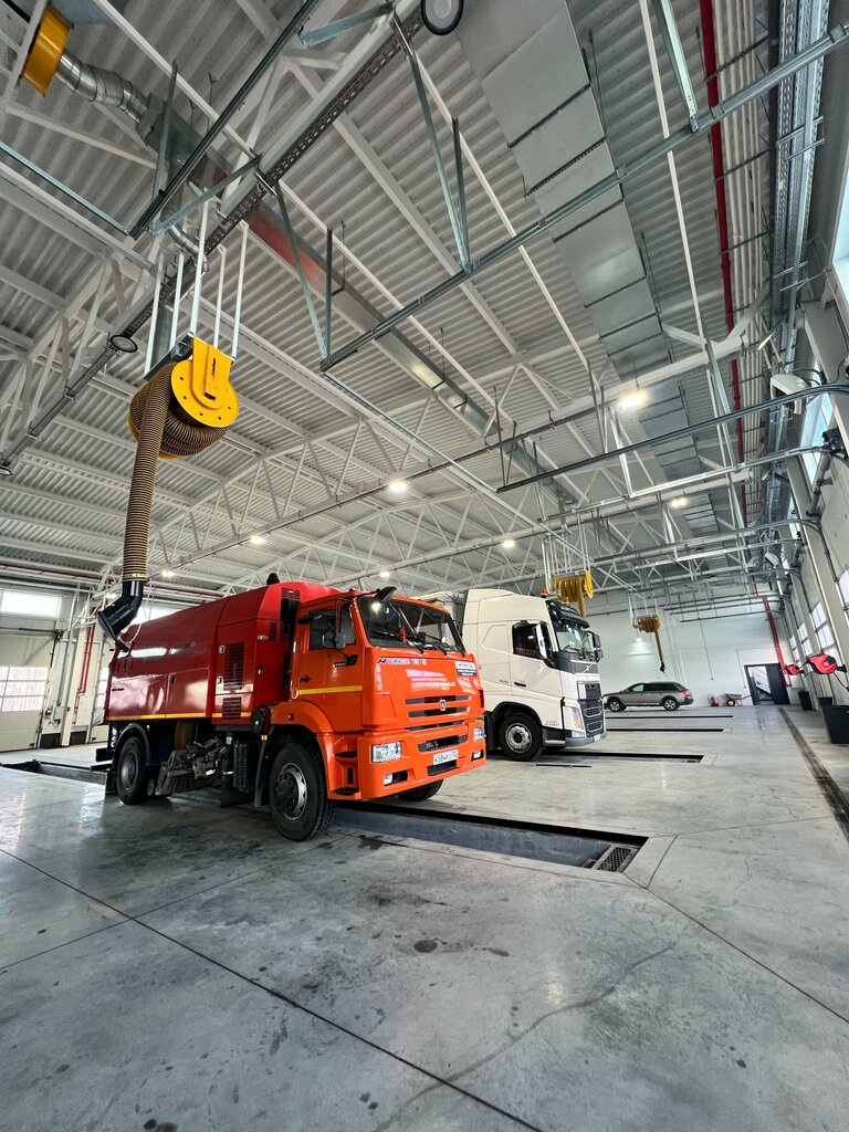 Kamyonların onarımı Хумо, Ufa, foto