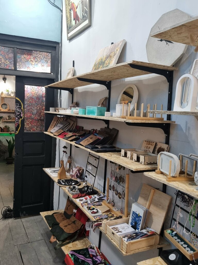 Hediyelik eşya mağazaları Cubik, Erivan, foto