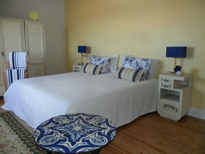 Casa Coimbra Guesthouse & Garden (Coimbra, Rua Bernardo de Albuquerque), otel  Coimbra'dan