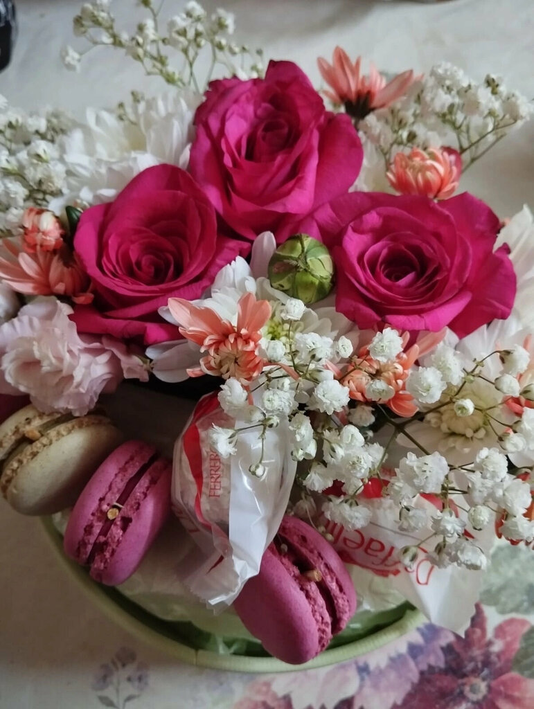 Çiçekçiler Тиффани, Kirovskaya oblastı, foto