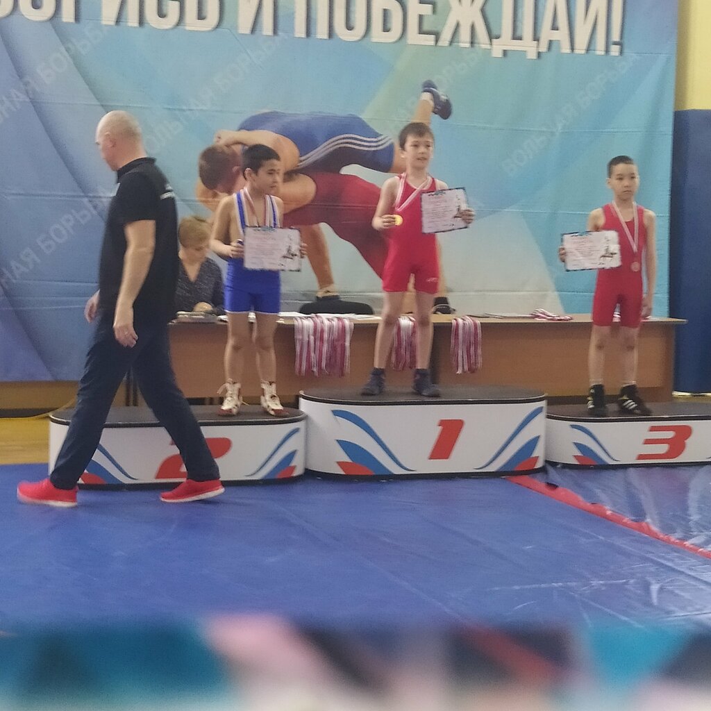 Çok amaçlı spor tesisleri МАУ ДО Спортивная школа МО Мирнинский район, Mirny, foto
