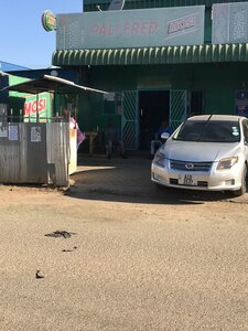 Pali Fred (Lusaka, Kabwata, Naketenga Street), bar  Lusaka'dan