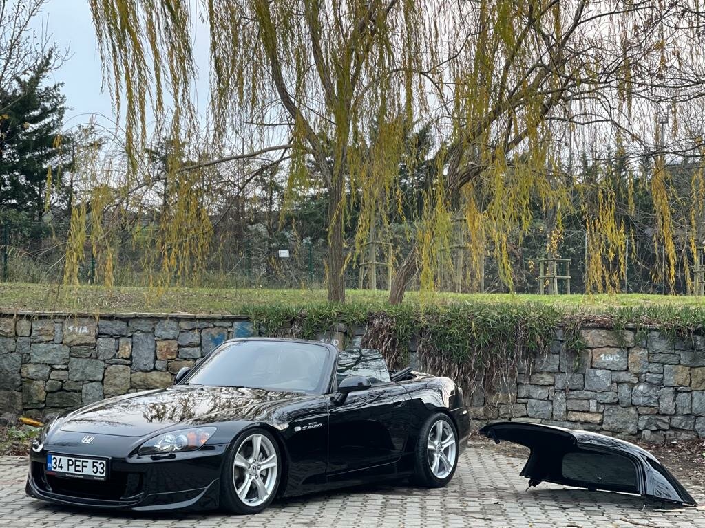 Otomobil satış galerileri Özmen Auto, İstanbul, foto