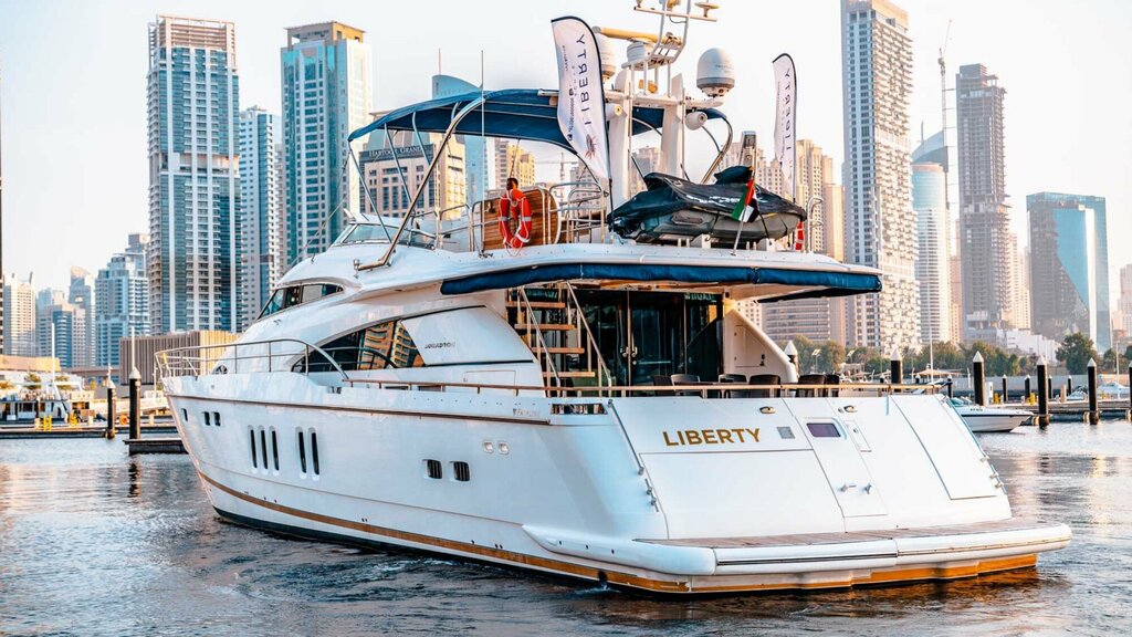 Tekne, kayık, yat Liberty Yachts, Dubai, foto