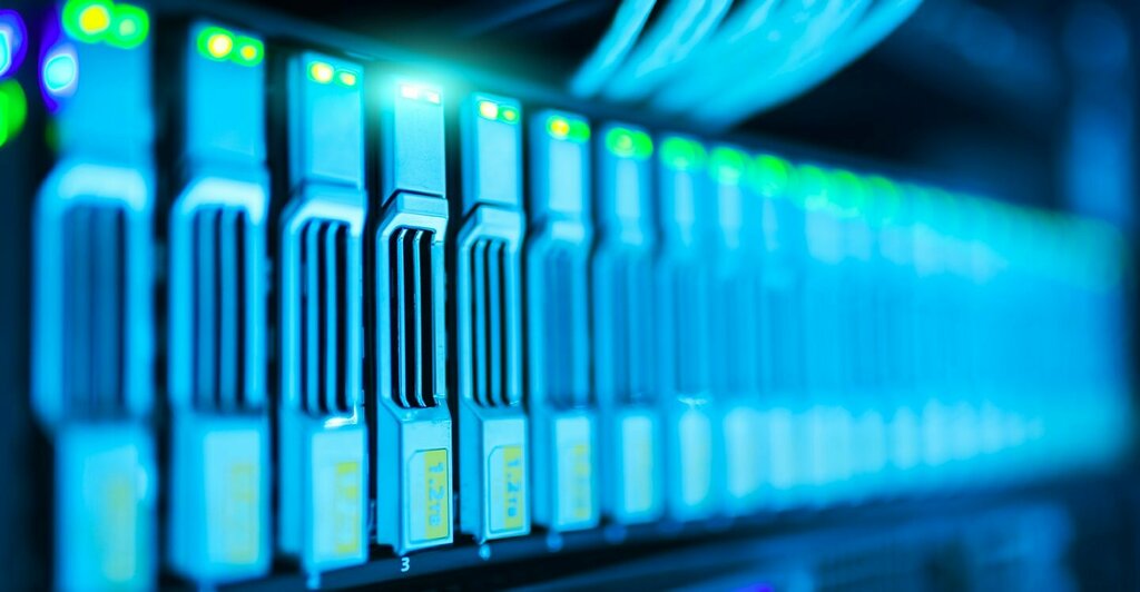 Şebeke ekipmanları Switch Link Computers Trading, Dubai, foto