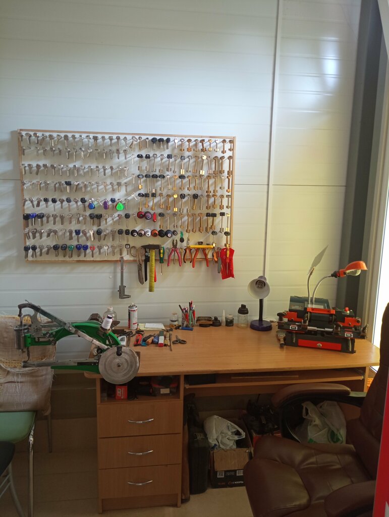 Ayakkabı tamiri Ремонт обуви, Shlisselburg, foto