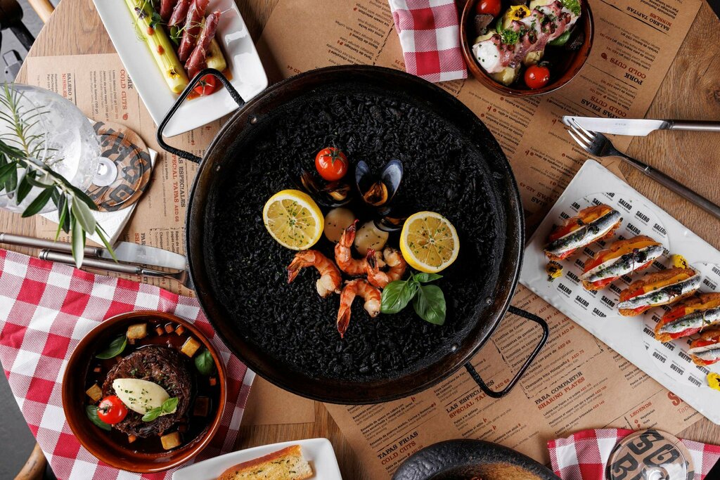 Restoran Salero Tapas & Bodega Restaurant, Dubai, foto