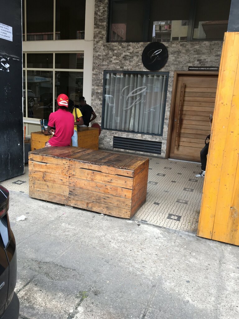 Bar Gin Bar, Loanda, foto