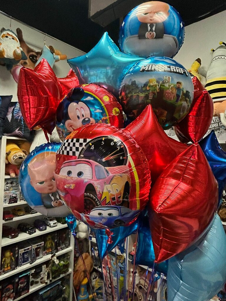 Çocuk oyunları ve oyuncakları Pinigvinchik, Moskova, foto