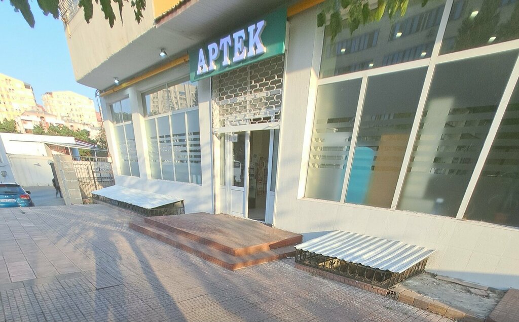 Eczaneler Aptek, Bakü, foto
