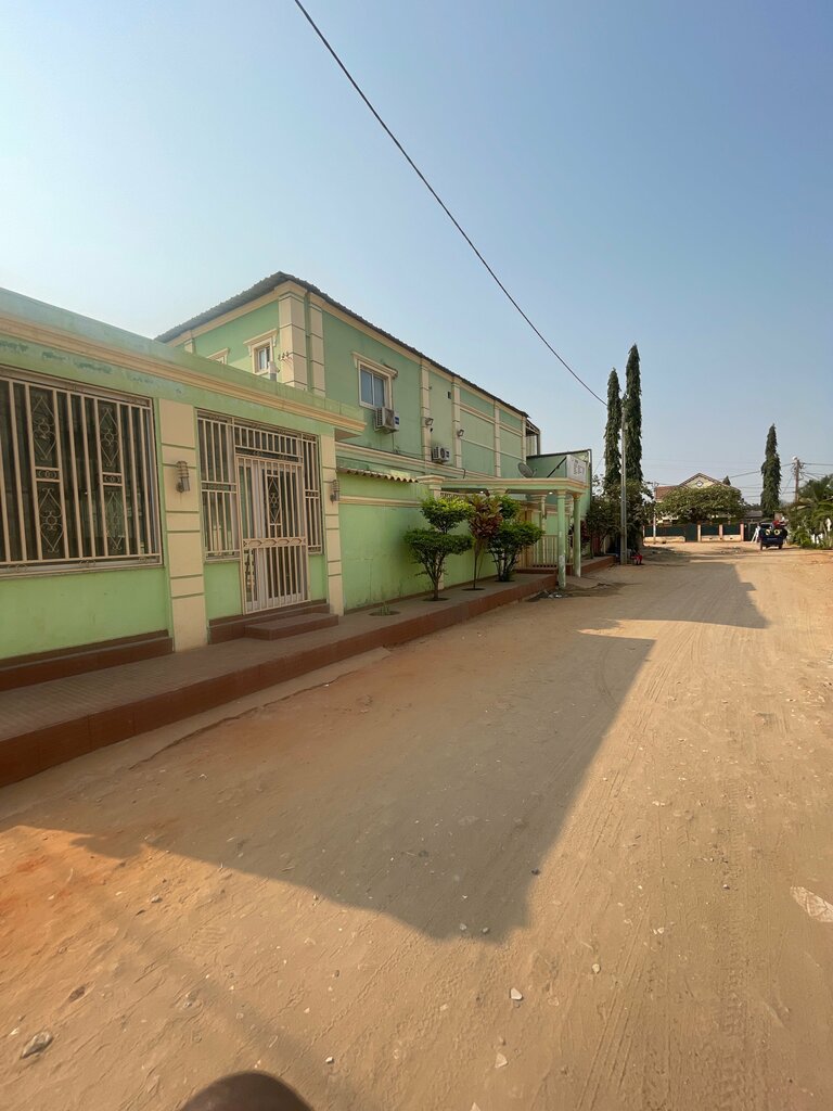 Tıp merkezleri ve klinikler Clínica 500 Casas, Loanda, foto