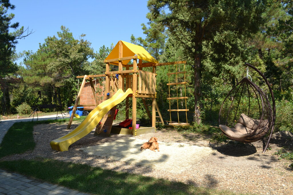 Oyun alanı Playground, Krasnodarski krayı, foto
