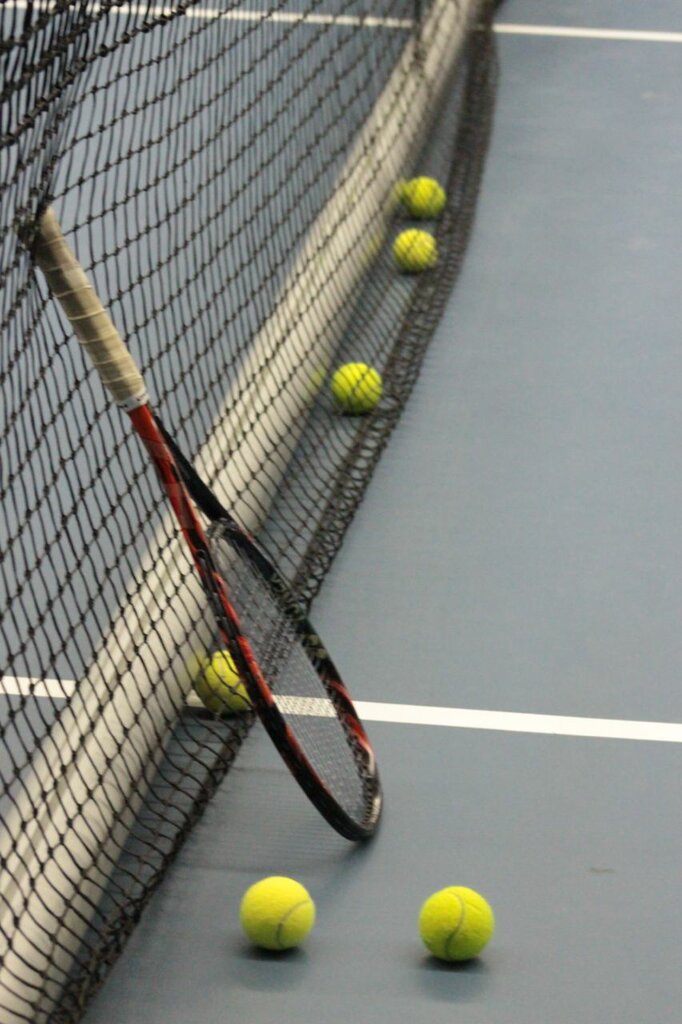 Tenis kulüpleri ve kortları Tennis Drive, Saint‑Petersburg, foto