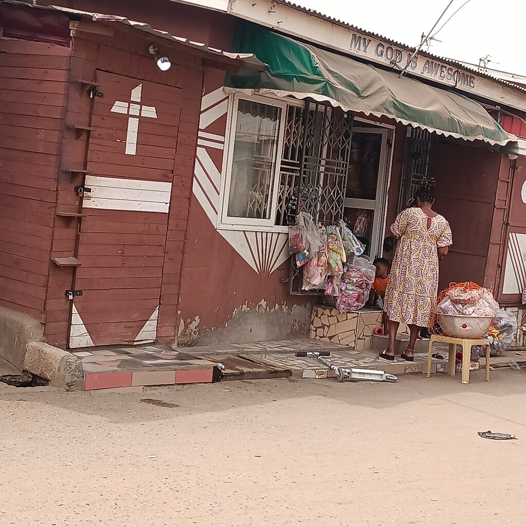 Dini dernekler My God is Awesome, Dünya, foto