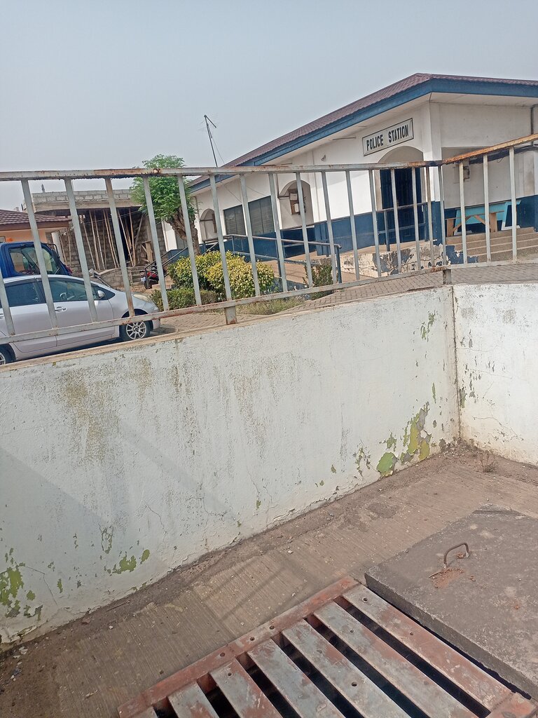 Polis merkezleri Achimota Police Station, Akra, foto