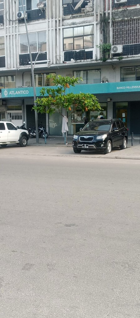 Banka Banco Millennium Atlântico, Loanda, foto