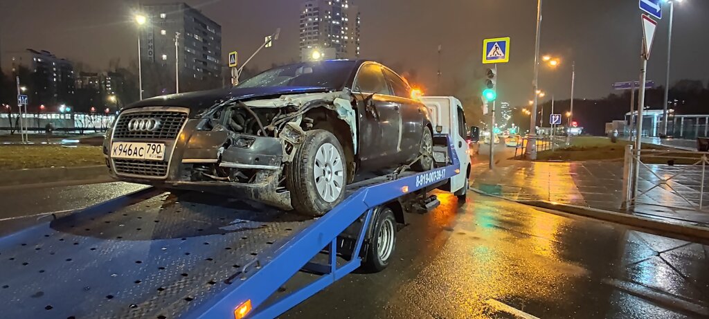 Çekici hizmeti Evakuator 33, Kolçugino, foto