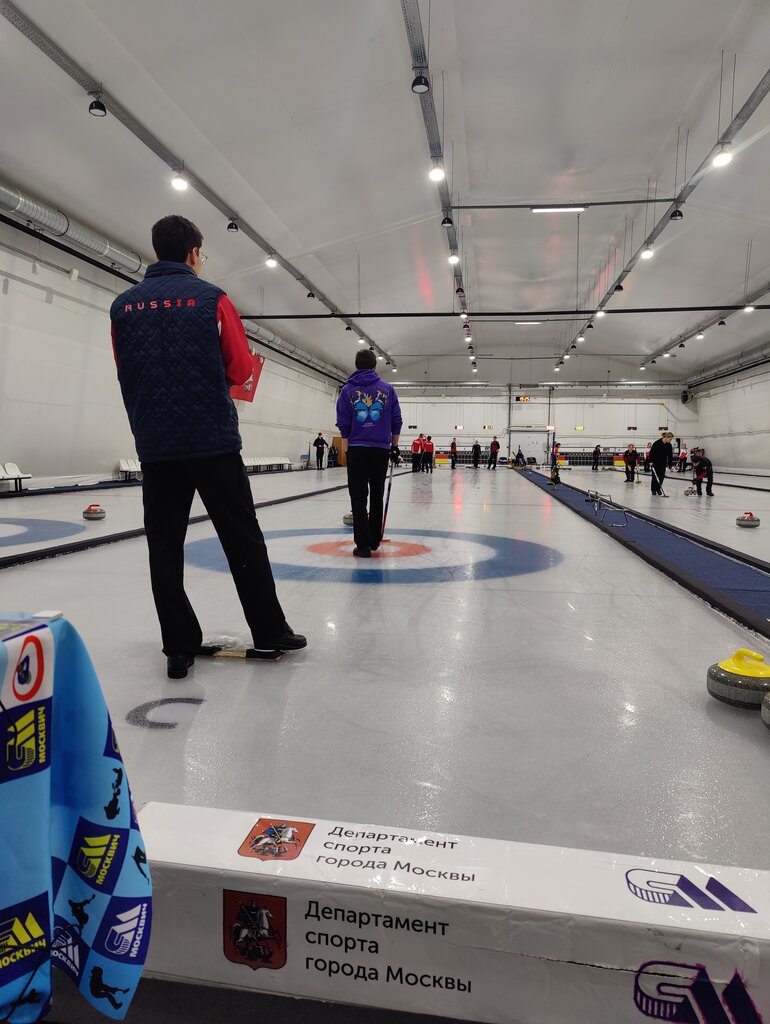 Çok amaçlı spor tesisleri Кёрлинг-центр Москвич, Moskova, foto