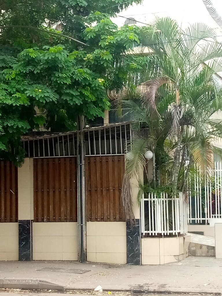 Özel okul Omicrom Academy, Loanda, foto