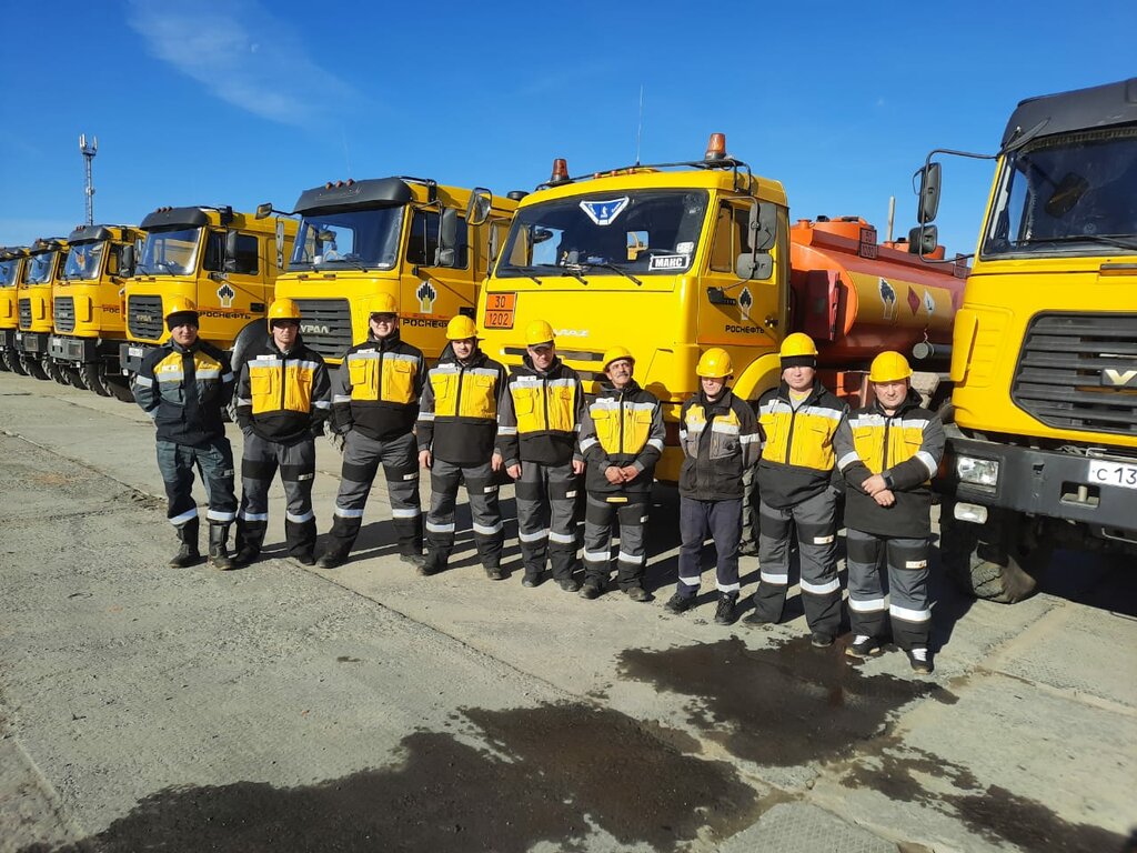 Petrol ve gaz firması РН-Транспорт, Gubkinski, foto