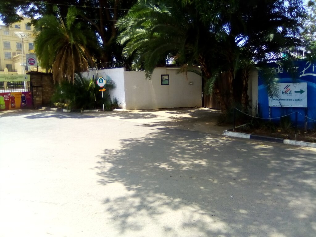 Bahçecilik mağazaları Tutui Garden, Lusaka, foto
