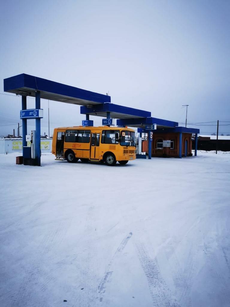 Benzin istasyonu КрайсНефть, İrkutskaya oblastı, foto