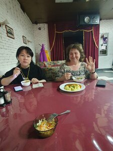 У Татьяны (ulitsa Lenina No:100А), kafe  Minusinsk'ten