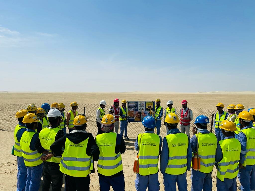 Mühendislik firmaları Man Energy, Dubai, foto