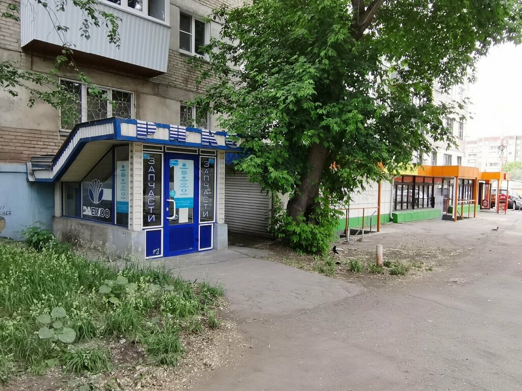 Otomobil yedek parçaları Riks, Çeliabinsk, foto