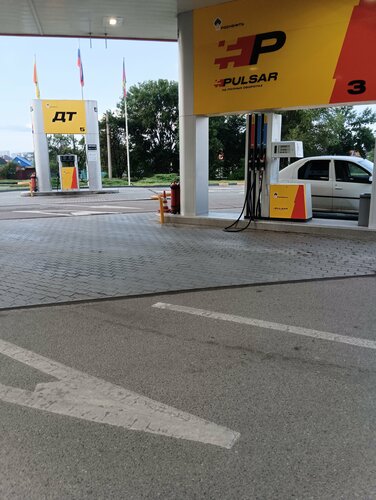 Benzin istasyonu Rosneft, Krasnodar, foto