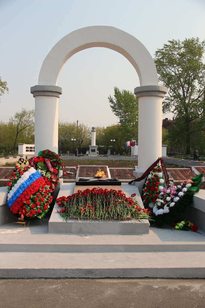 Turistik yerler Арка Г.К. Жукова, Şadrinsk, foto