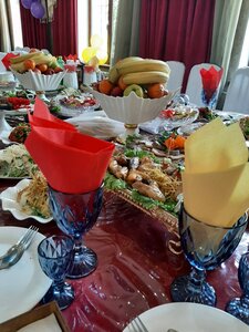 Zhibek azhe (ulitsa Shokana Ualikhanova No:1, Sháýildir aýyly), fast food  Türkistan eyaletinden