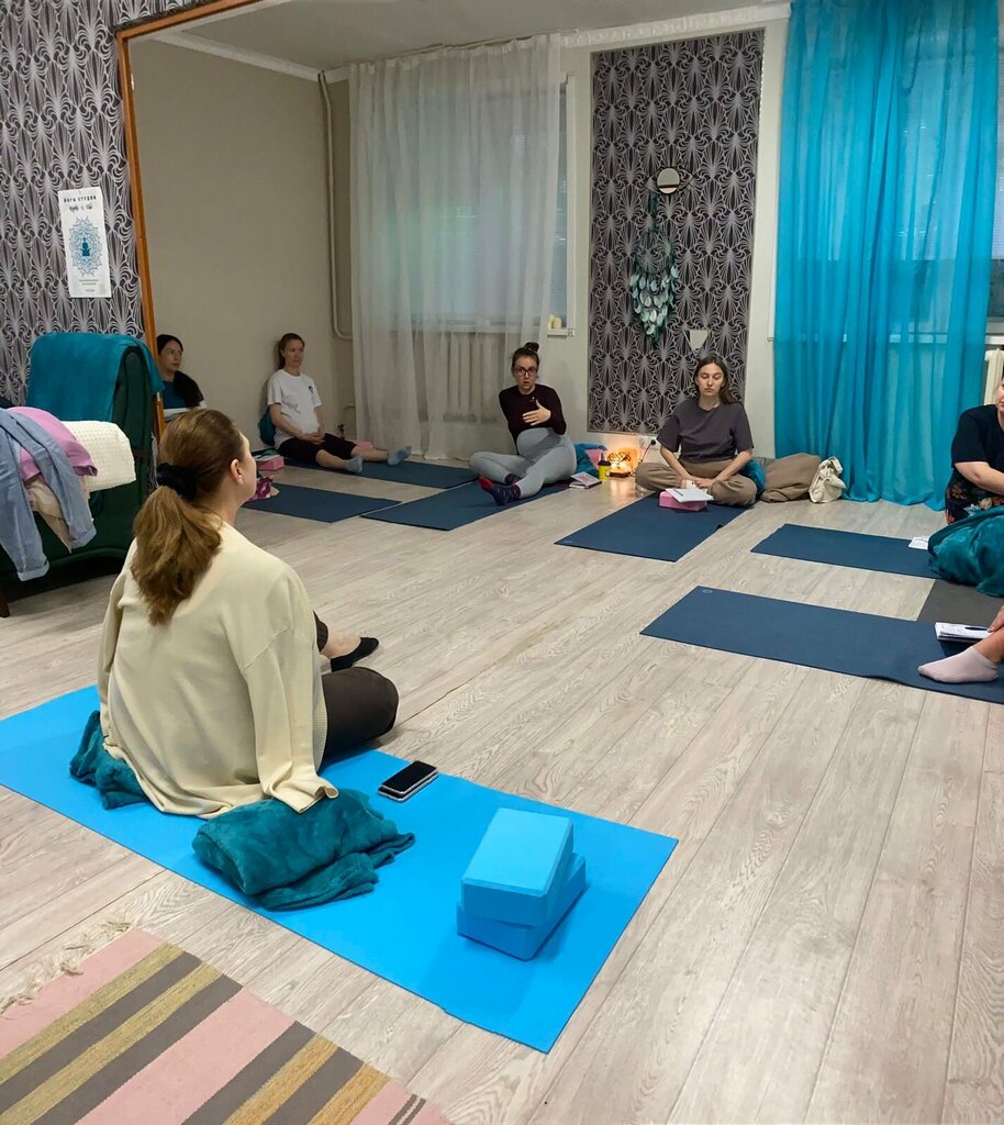 Gebe okulu Stikhial, Moskova, foto