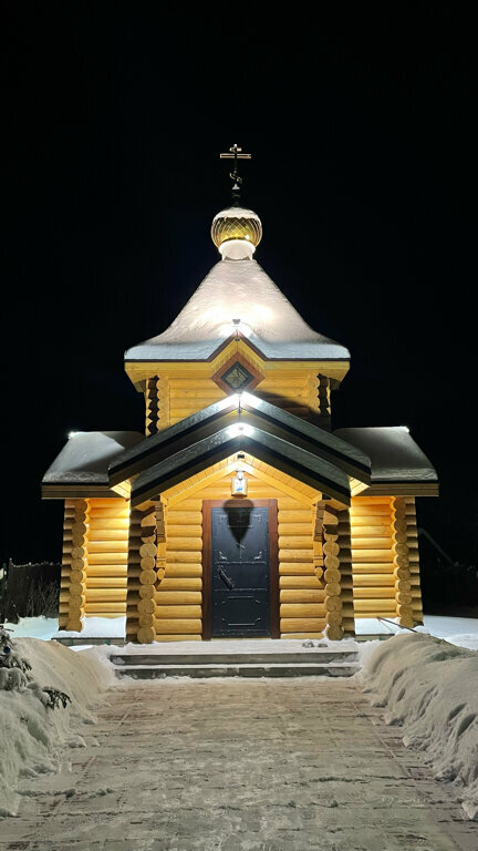 Şapel, haç anıtı Chapel of Saint Blessed Matrona Anemnyasevskaya, Riazanskaya oblastı, foto
