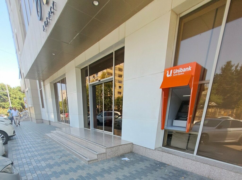 ATM'ler Unibank, Bakü, foto