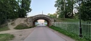 Малый каприз (St. Petersburg, Pushkin, Podkaprizovaya doroga), turistik yerler  Puşkin'den