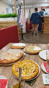 Pizza House (ulitsa Lenina No:183), restoran  Serov'dan