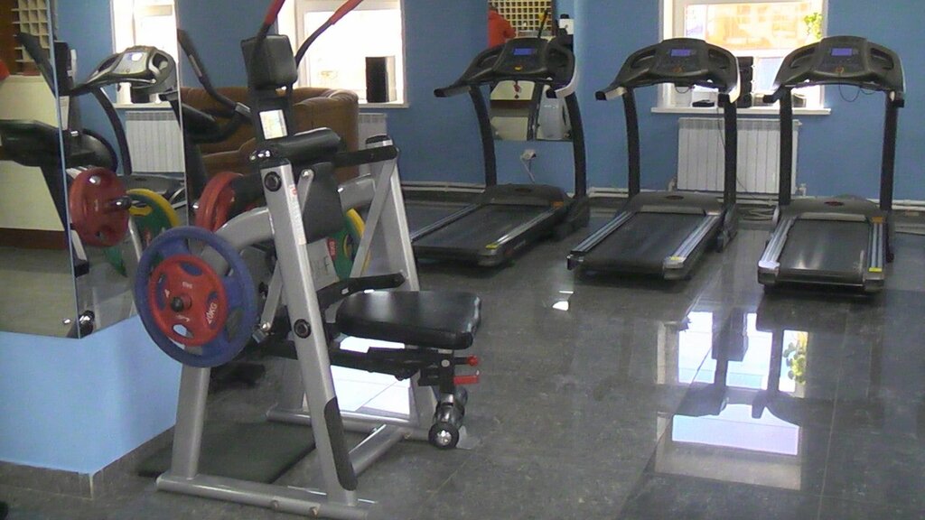 Fitness kulüpleri Fitnes-klub Atletik Kholl, Neftekamsk, foto