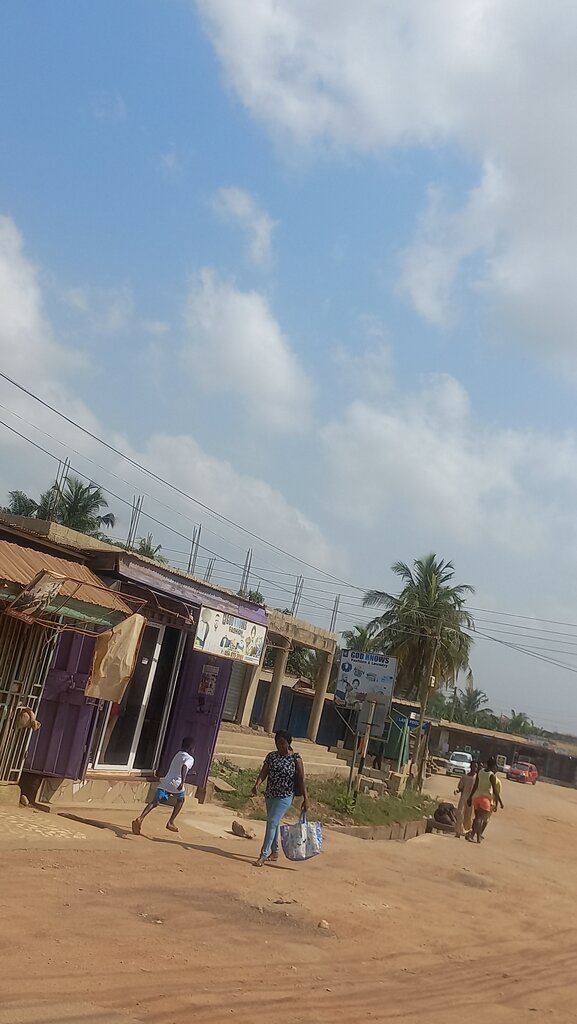 Giyim mağazası God Knows Fashion, Dünya, foto