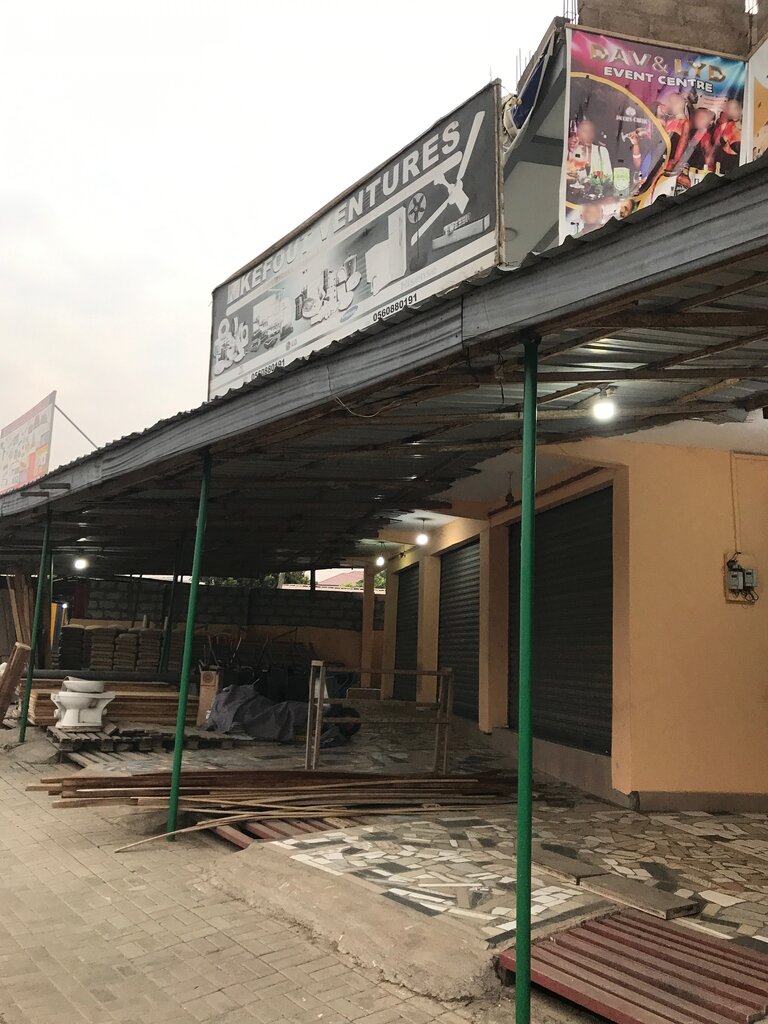 Kozmetik ve parfümeri mağazaları Kefout Ventures, Dünya, foto